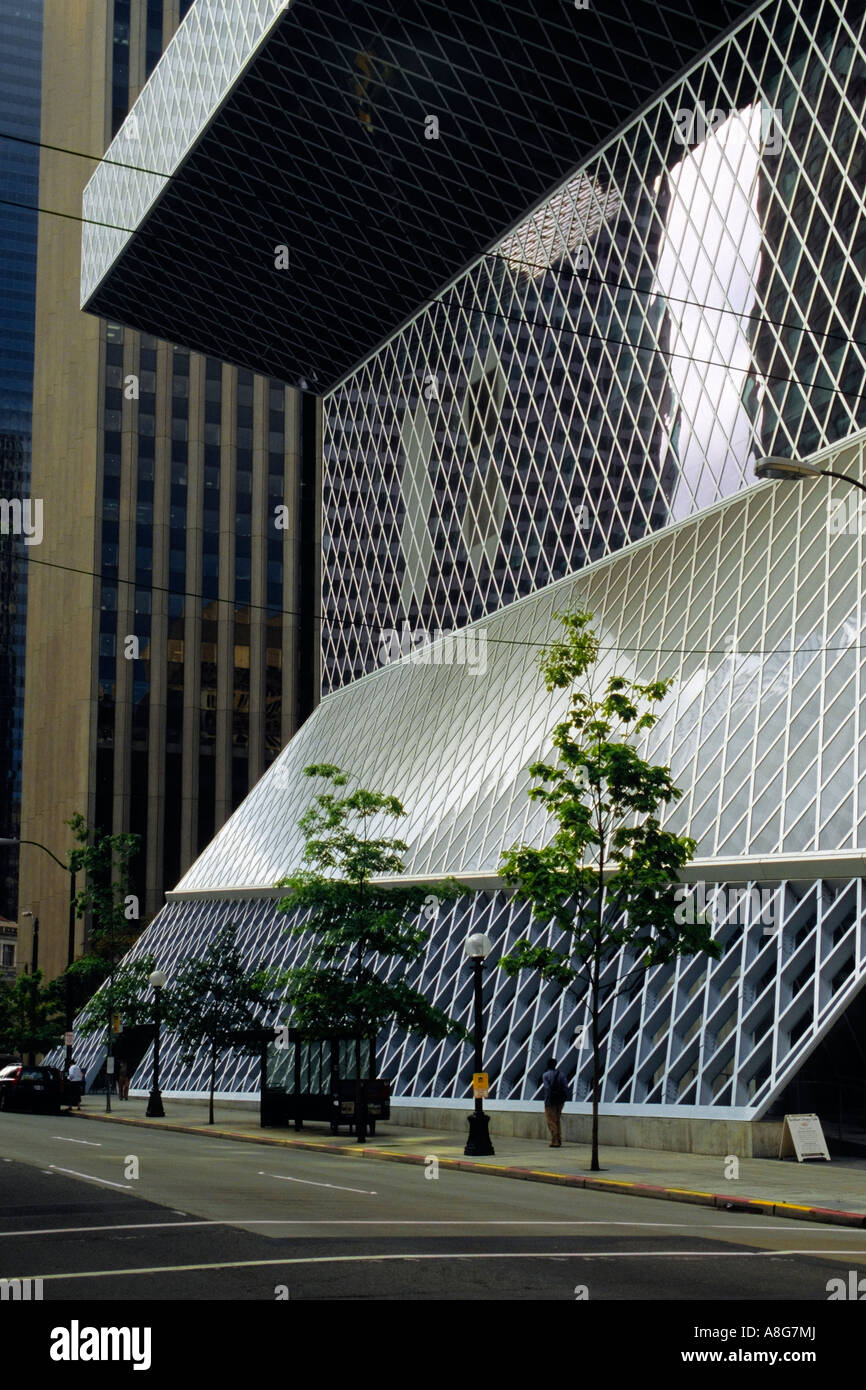 Central Library (2004) designed by Rem Koolhaas, Seattle Public Library ...