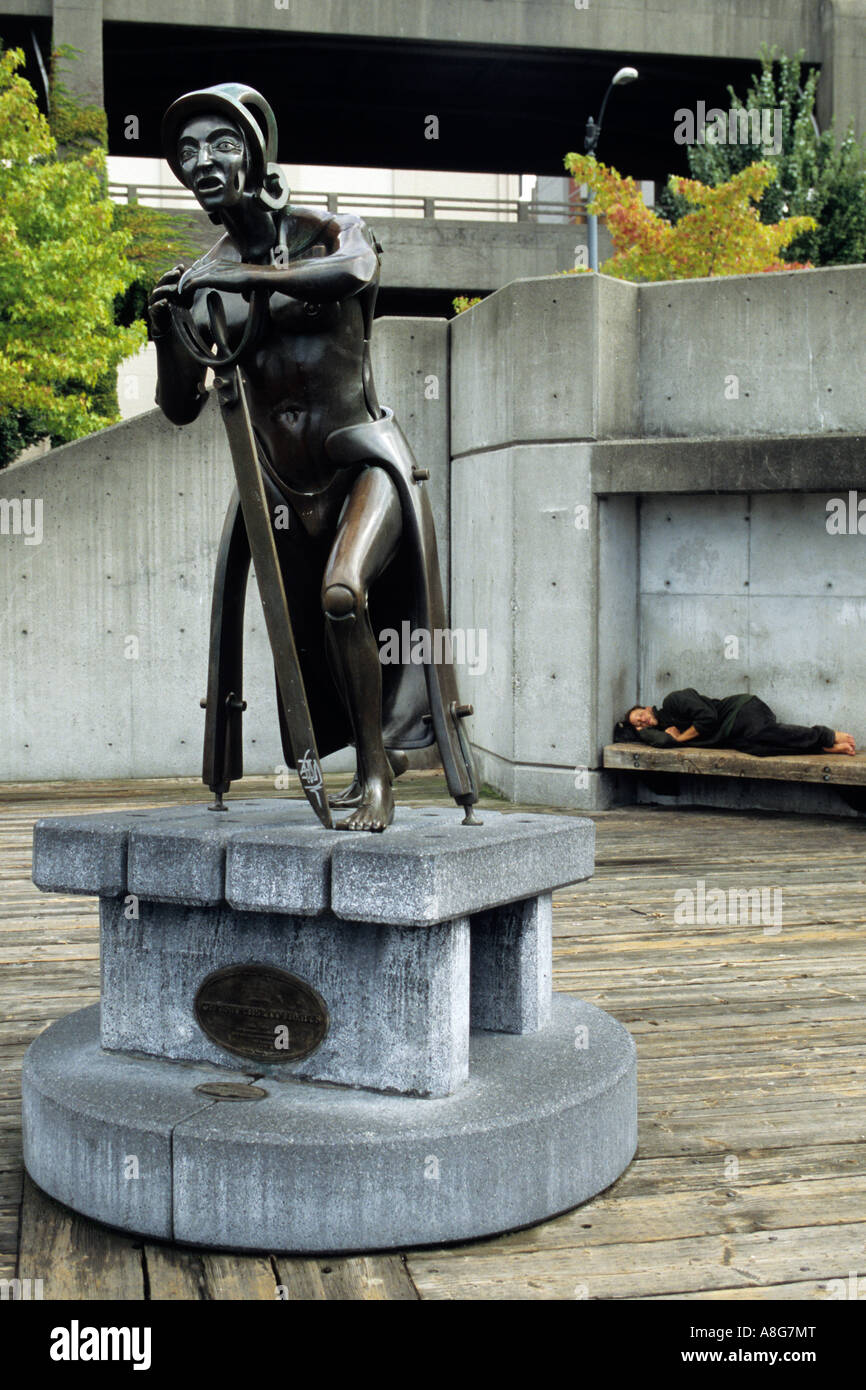 Statue of Christopher Columbus in Waterfront Park, before it was moved ...
