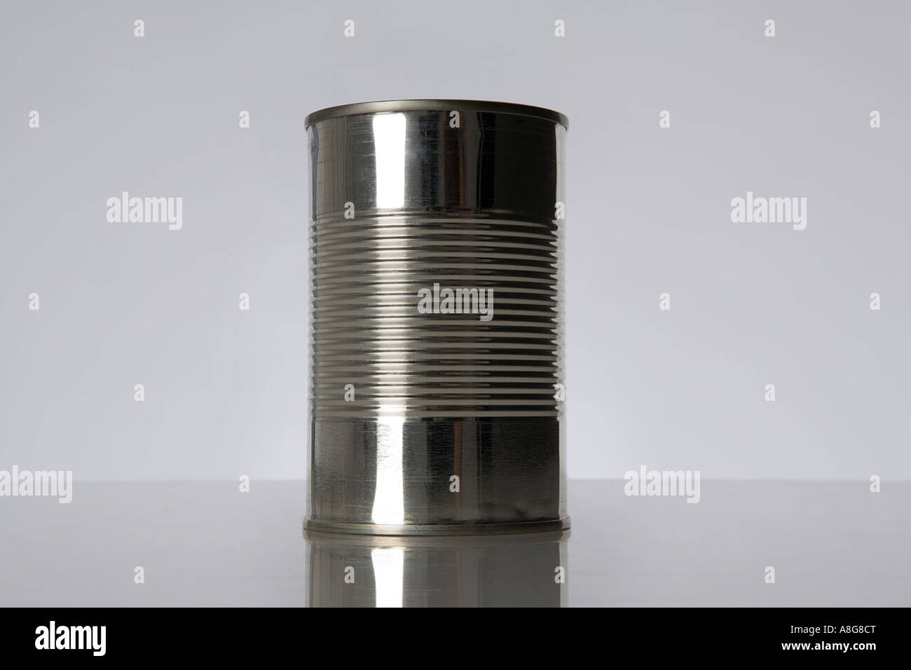 Unmarked can hi-res stock photography and images - Alamy