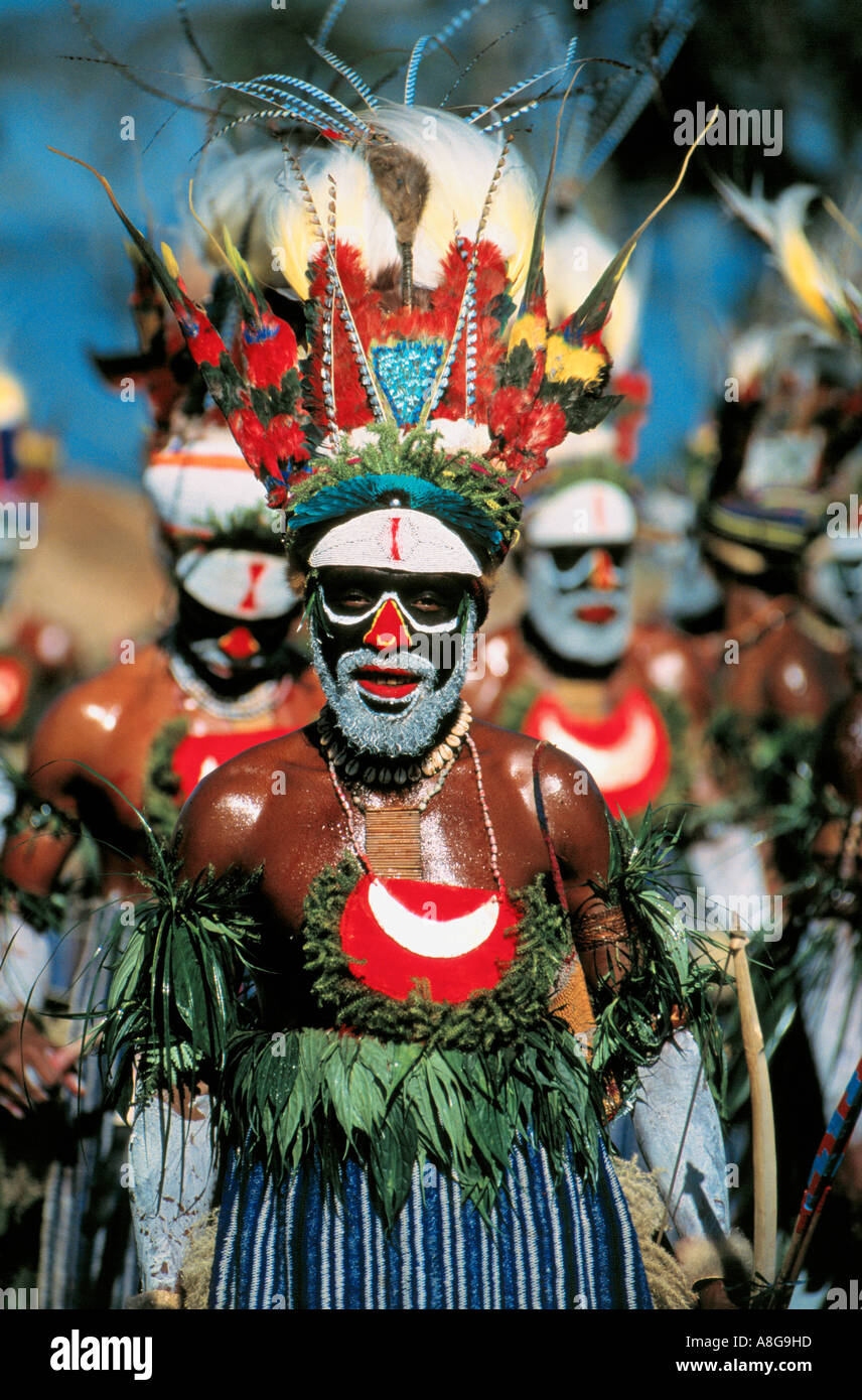 decorated aboriginal, Mt. Hagen, Papua New Guinea Stock Photo - Alamy