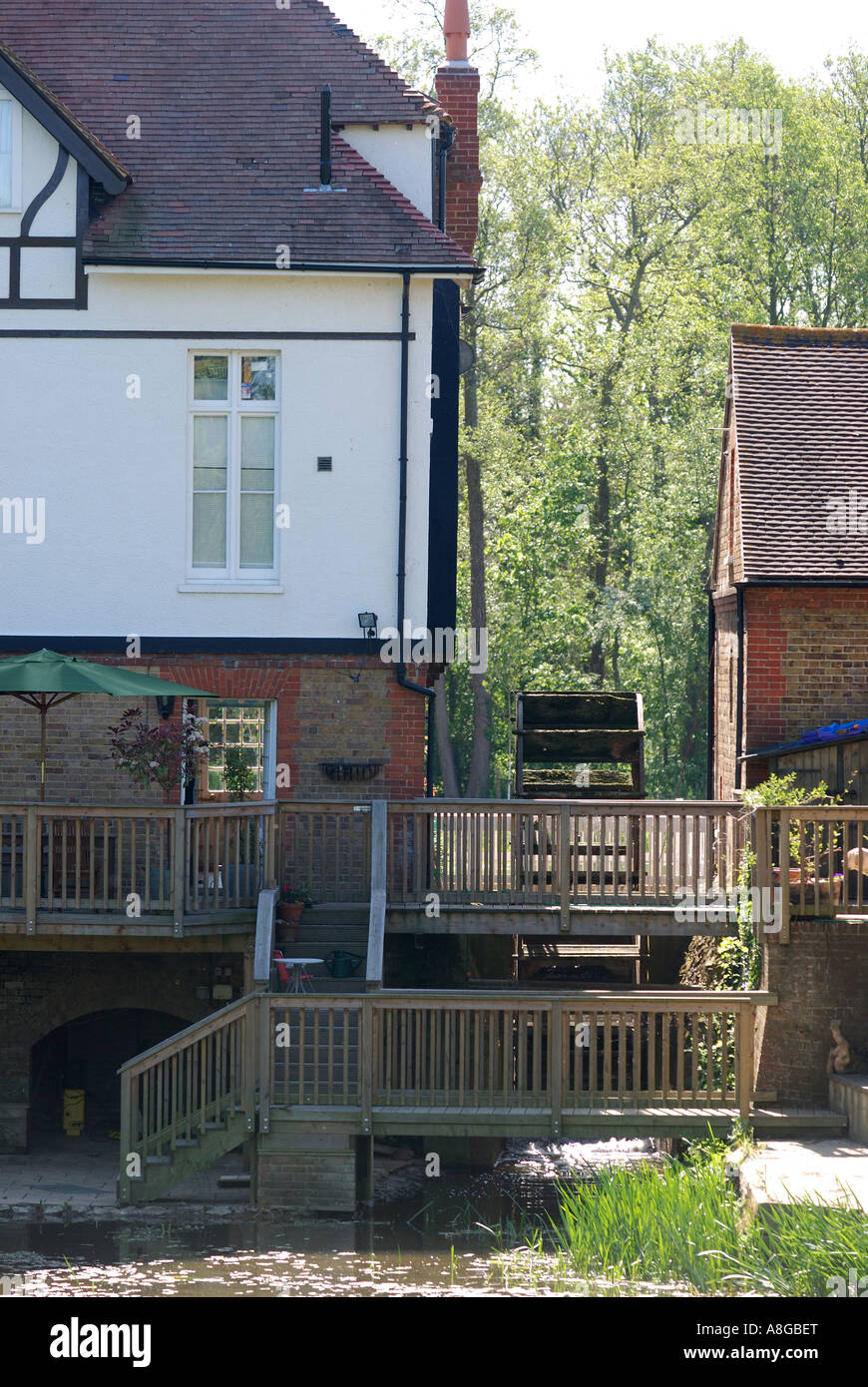 Water mill at Yalding near maidstone in Kent Stock Photo - Alamy
