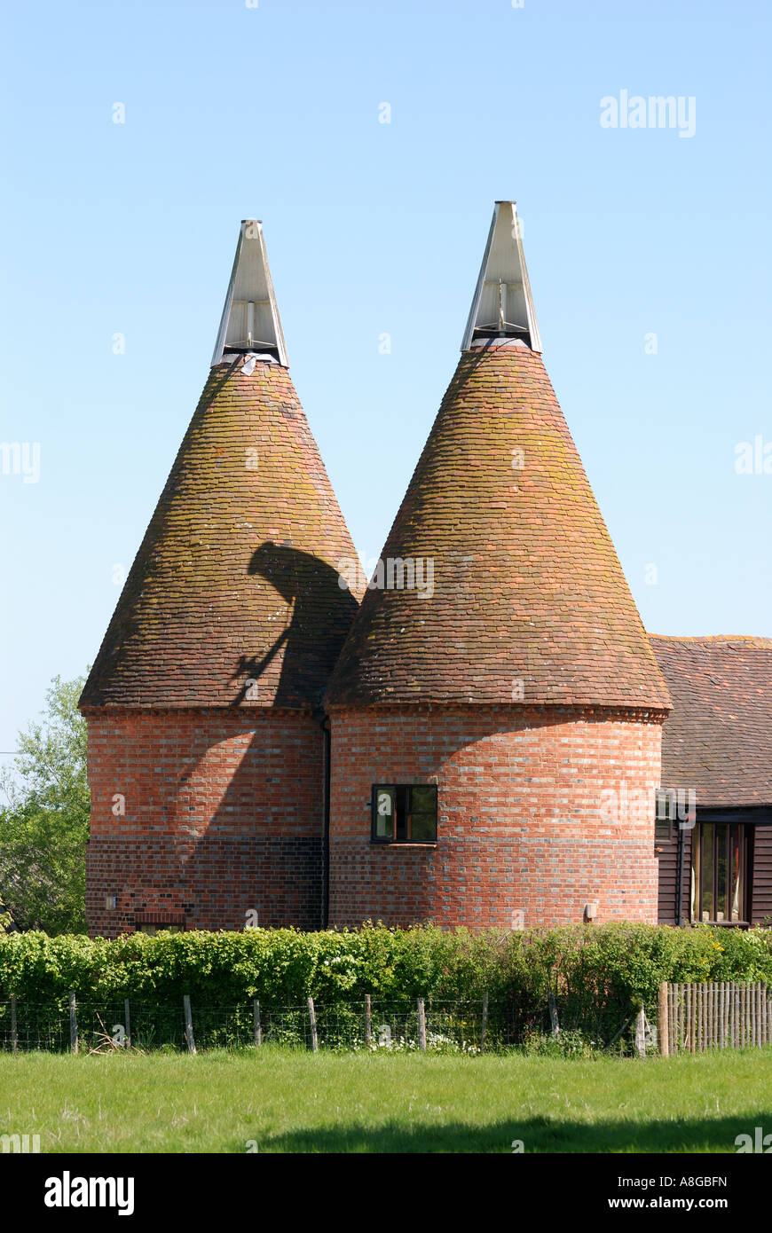 Three chimneys kent hi-res stock photography and images - Alamy
