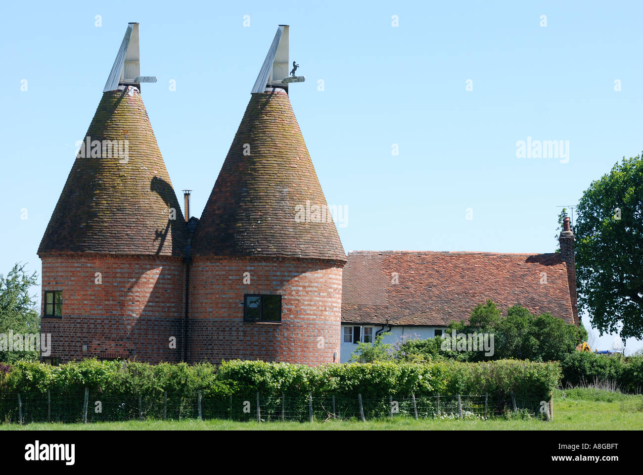 Oast House at the three chimneys kent England Stock Photo - Alamy