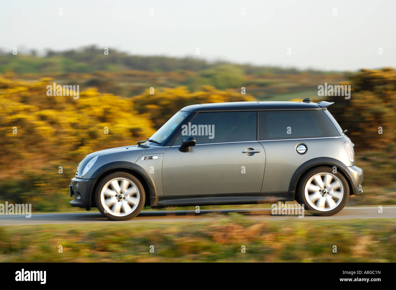 Mini Cooper 2002 Stock Photo - Alamy