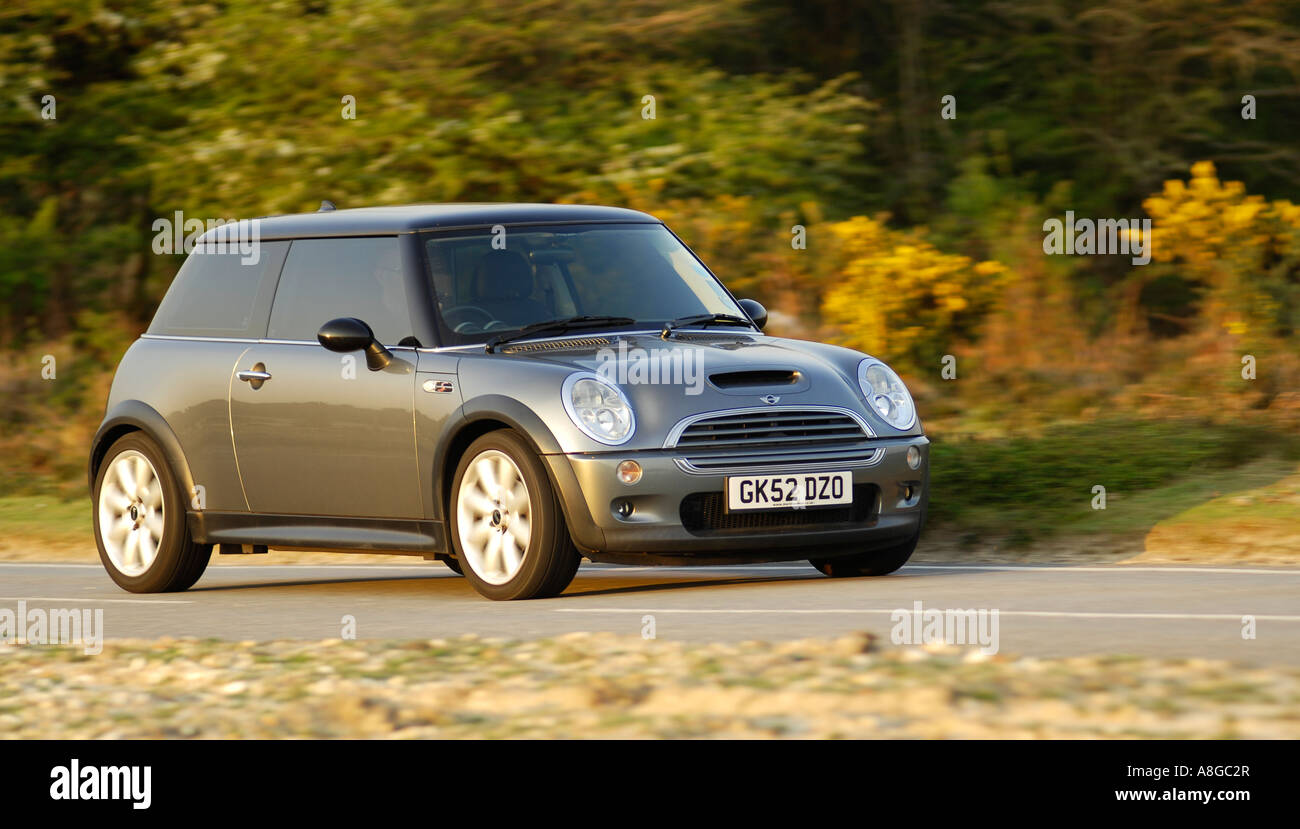 Mini Cooper 2002 Stock Photo - Alamy