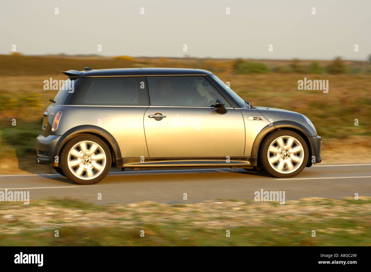 Mini Cooper 2002 Stock Photo - Alamy