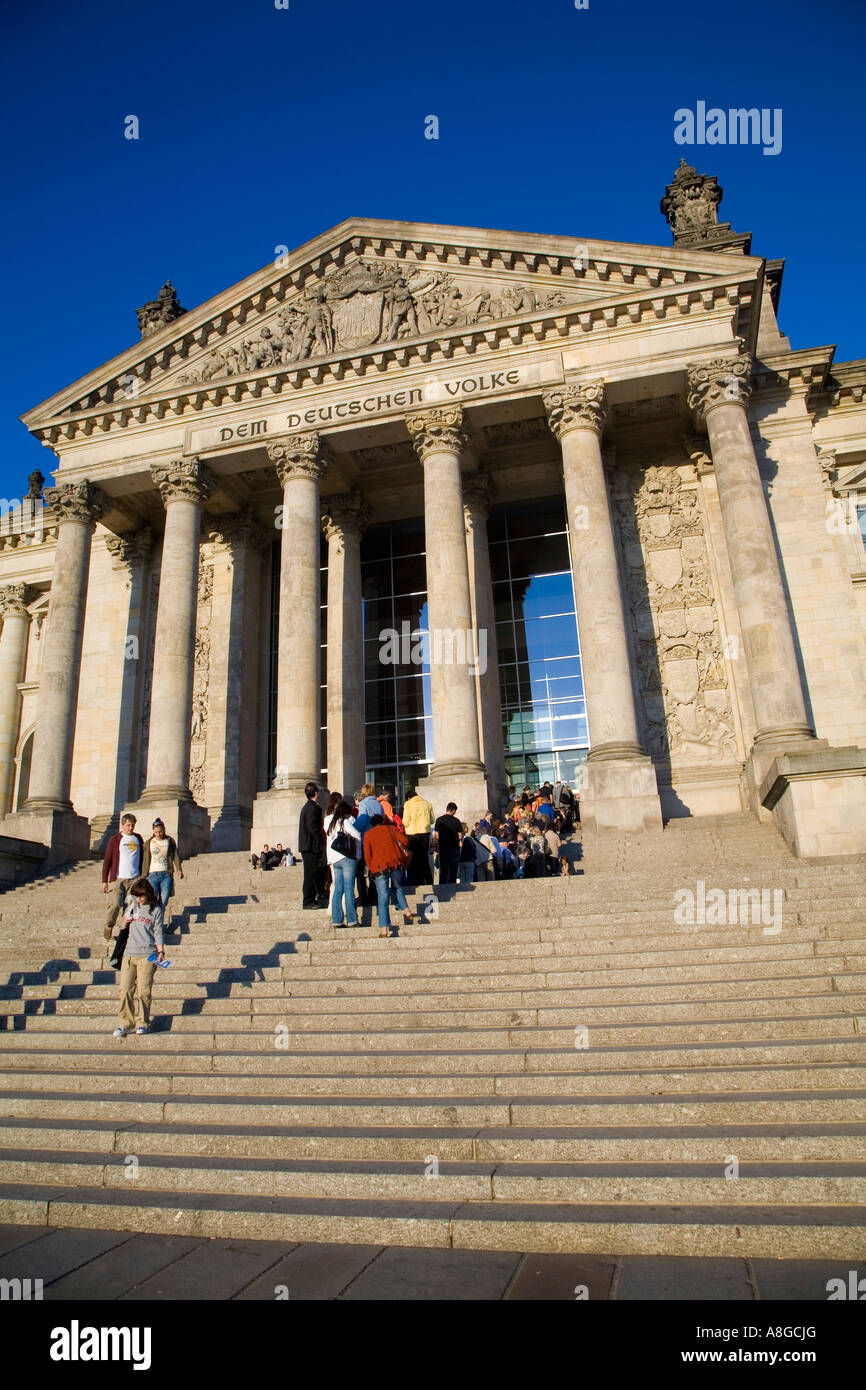 Reichstag area hi-res stock photography and images - Alamy