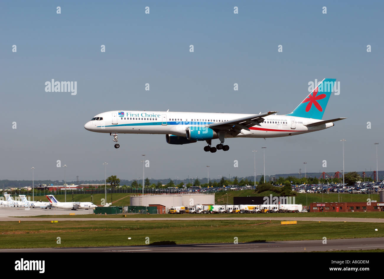 First Choice Airways Boeing 757 aircraft landing at Birmingham ...