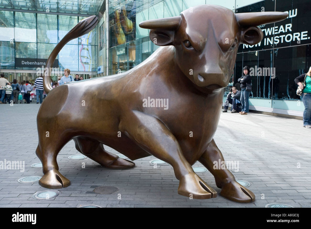 Bullring bull sculpture, Birmingham Stock Photo - Alamy