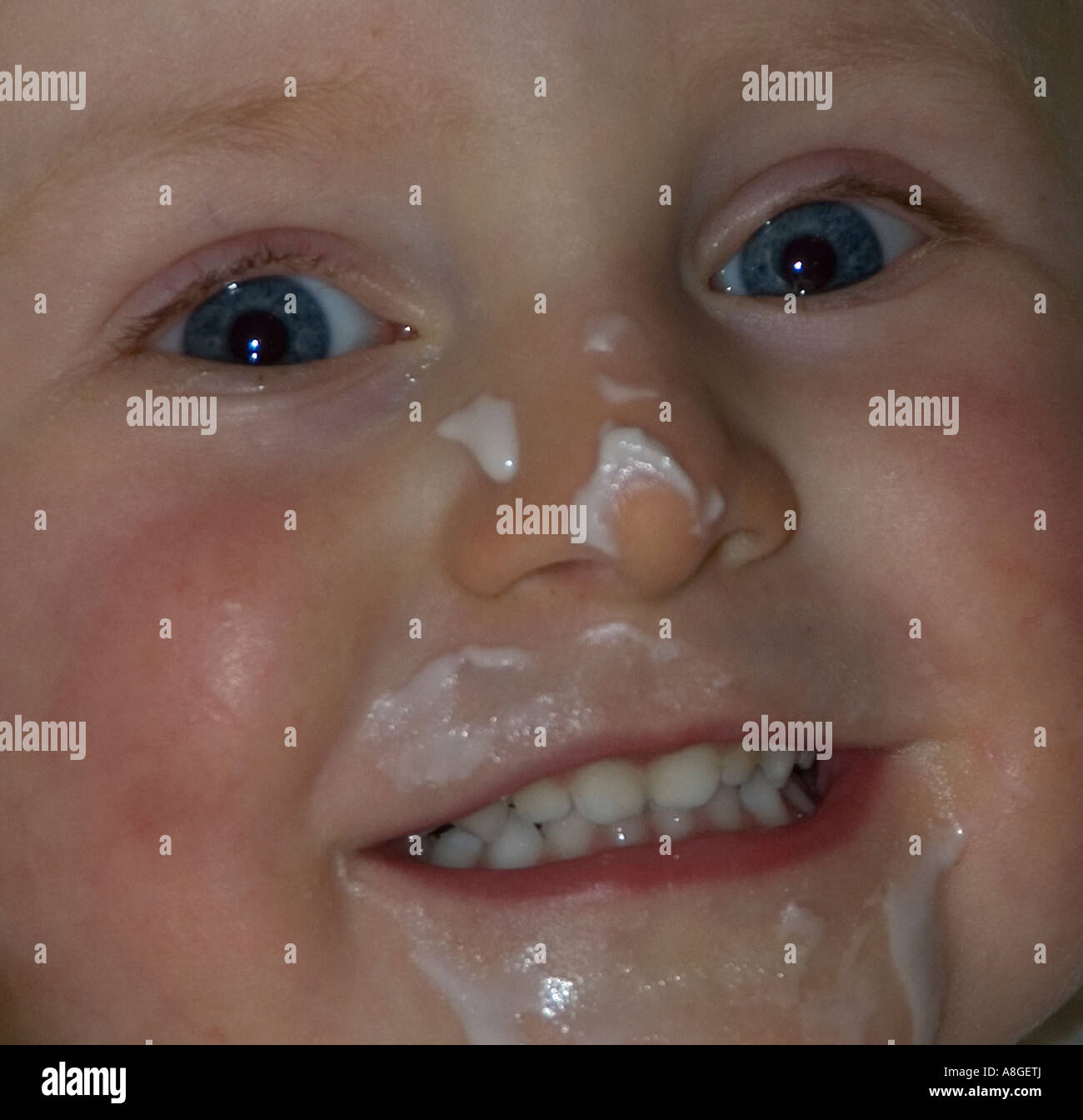Food covered face hi-res stock photography and images - Alamy