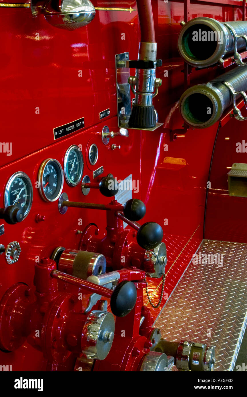Antique fire engine Stock Photo - Alamy