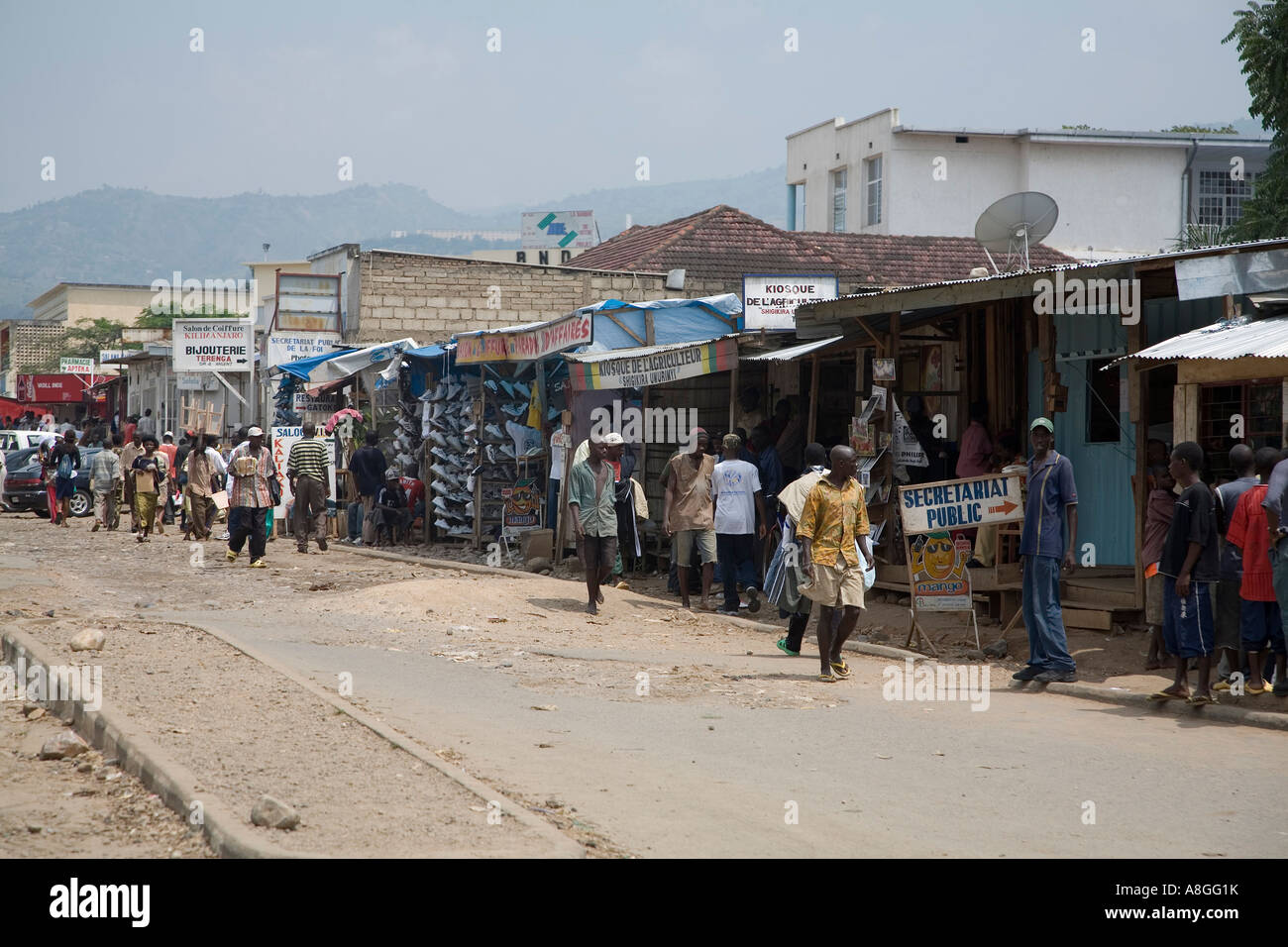 Africa burundi market hi-res stock photography and images - Alamy