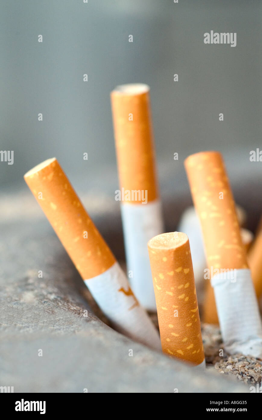 Multiple cigarettes hi-res stock photography and images - Alamy