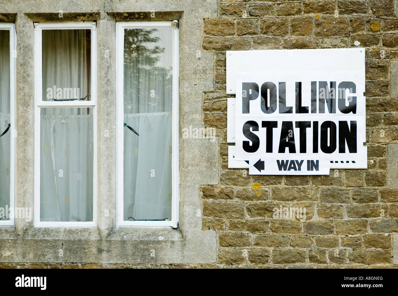 Votting hi-res stock photography and images - Alamy