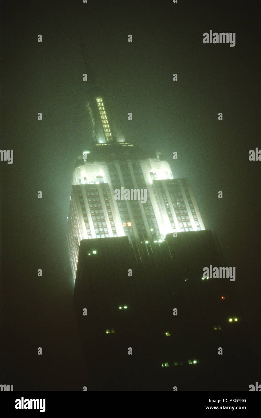 Empire State building winter storm Stock Photo - Alamy