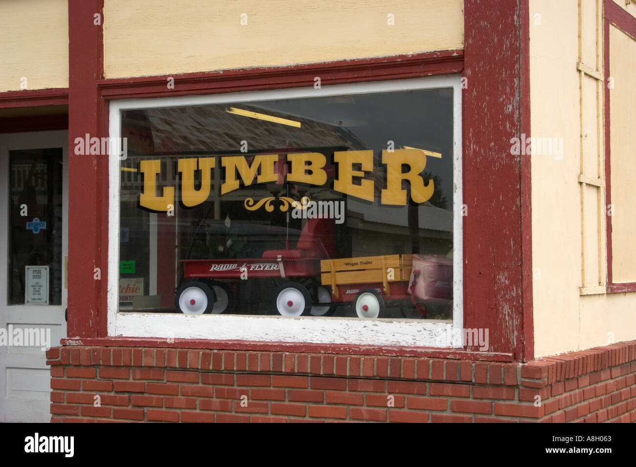 Yoder Hardware and Lumber Store Yoder Kansas Stock Photo - Alamy