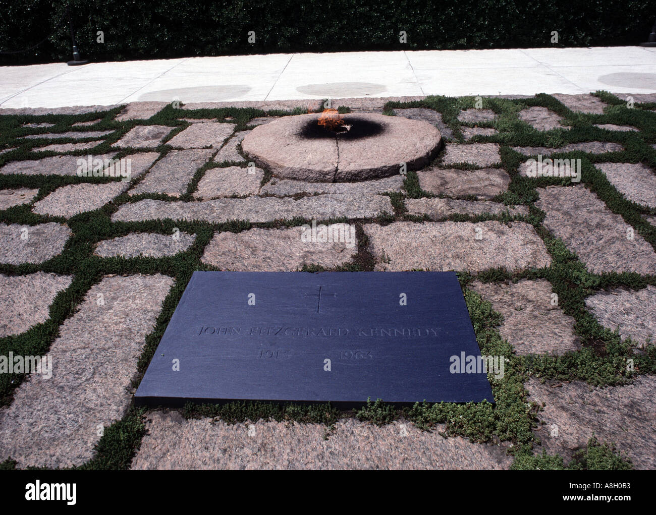 Kennedy grave site hi-res stock photography and images - Alamy