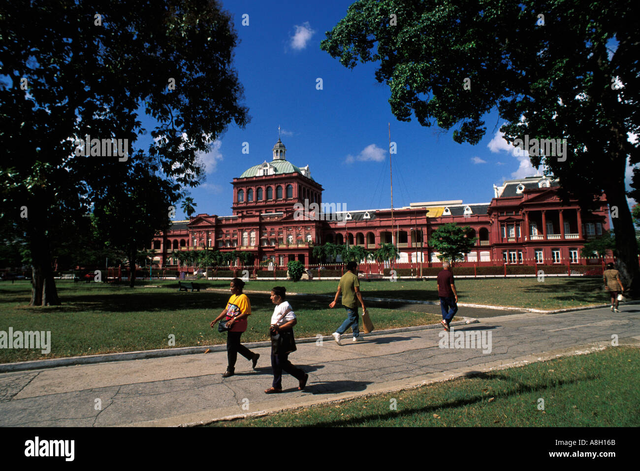 Woodford square hi-res stock photography and images - Alamy