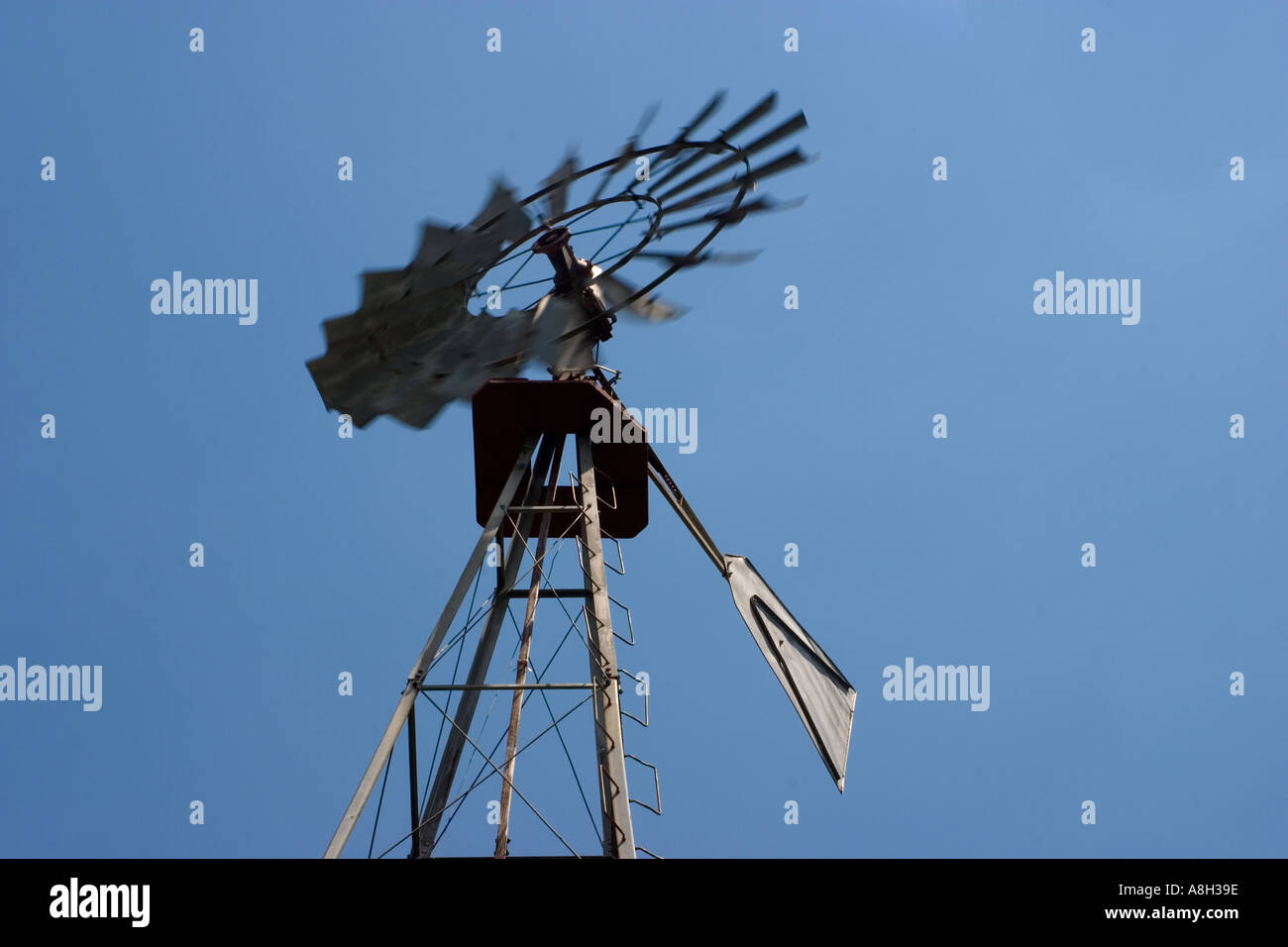 Windmill with Spinning Blades on Amish Farm and House Lancaster ...