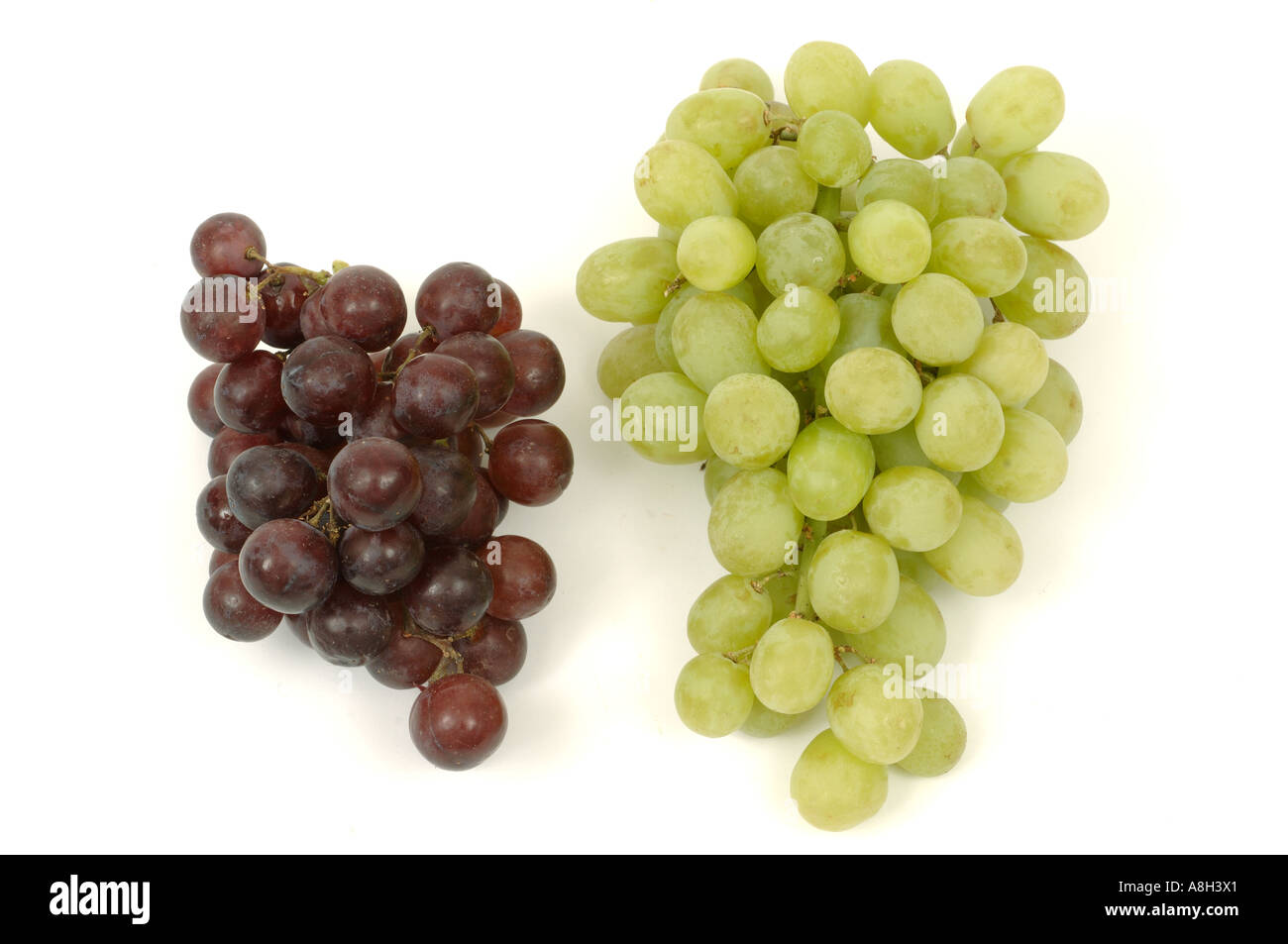 Red white grapes supermarket bought and in normal shop condition Stock ...