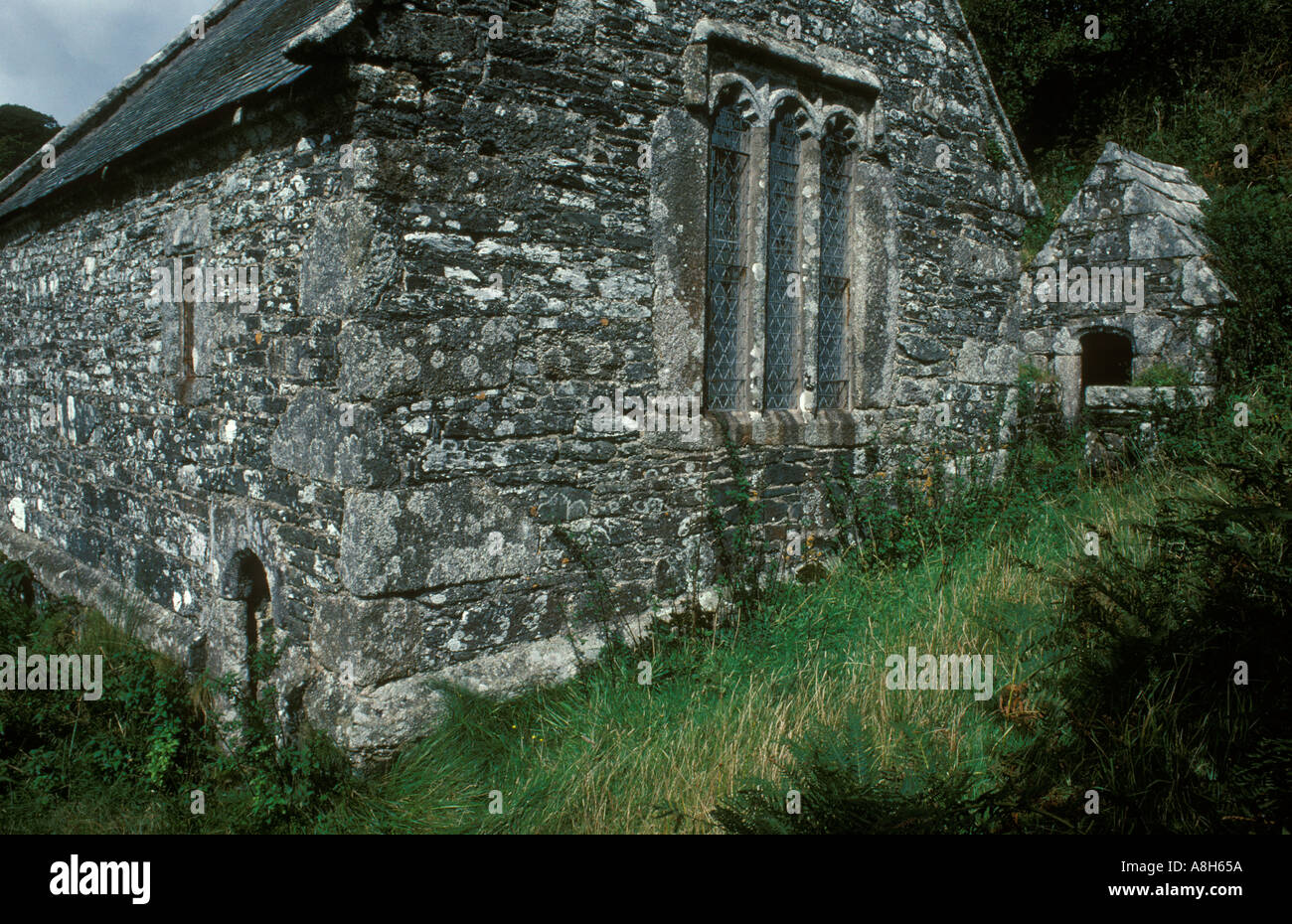 Saint clether chapel cornwall hi-res stock photography and images - Alamy