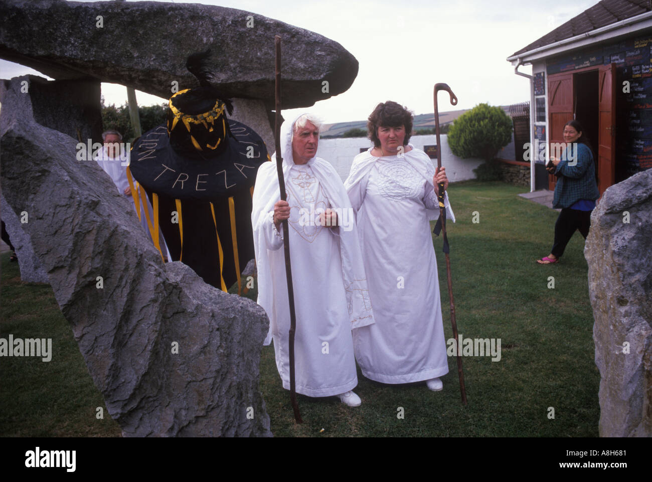 Ed and Glynis Prynn in megalithic garden Perform Druid ceremony total ...