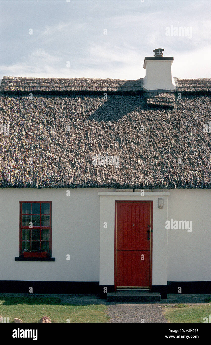 Thatched Irish cottage simple Ireland Co Donegal Eire Stock Photo - Alamy