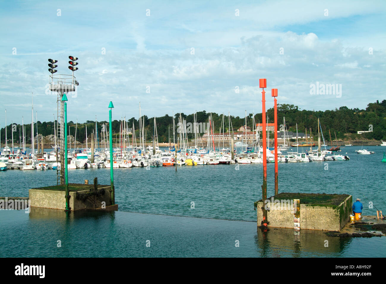 Starboard markers hi-res stock photography and images - Alamy