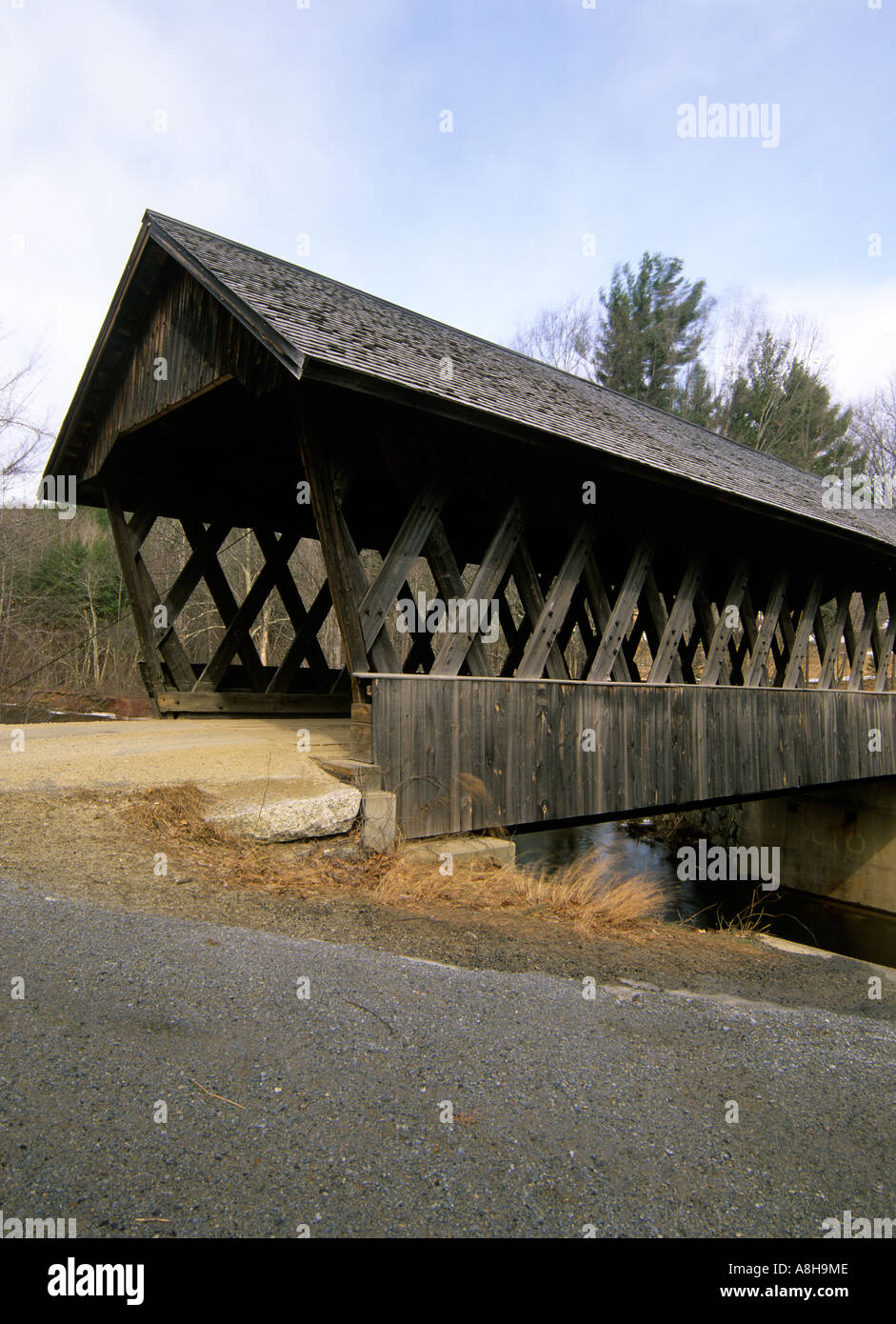 Keniston covered bridge hi-res stock photography and images - Alamy
