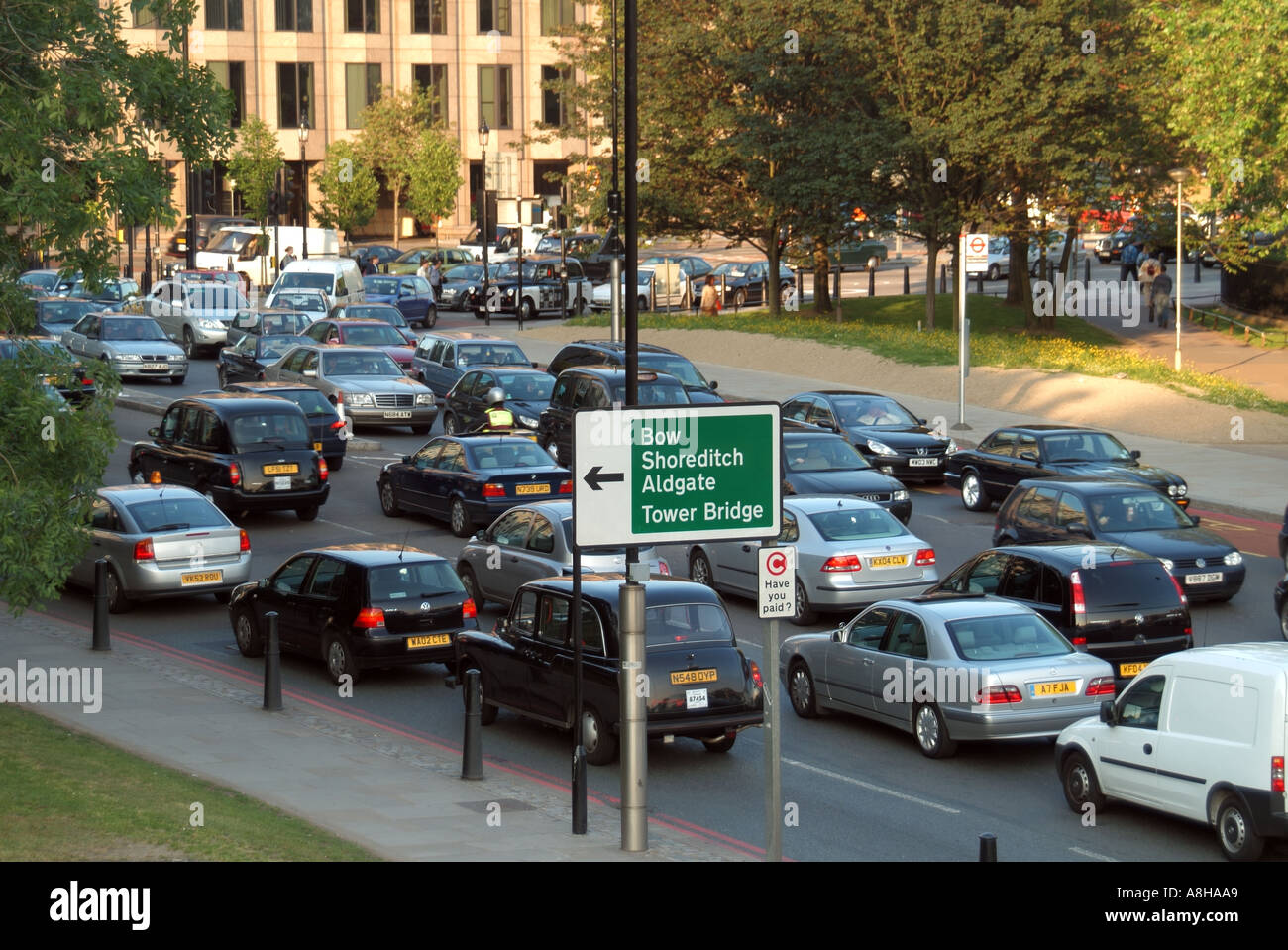 Queues traffic sign congestion hi-res stock photography and images - Alamy