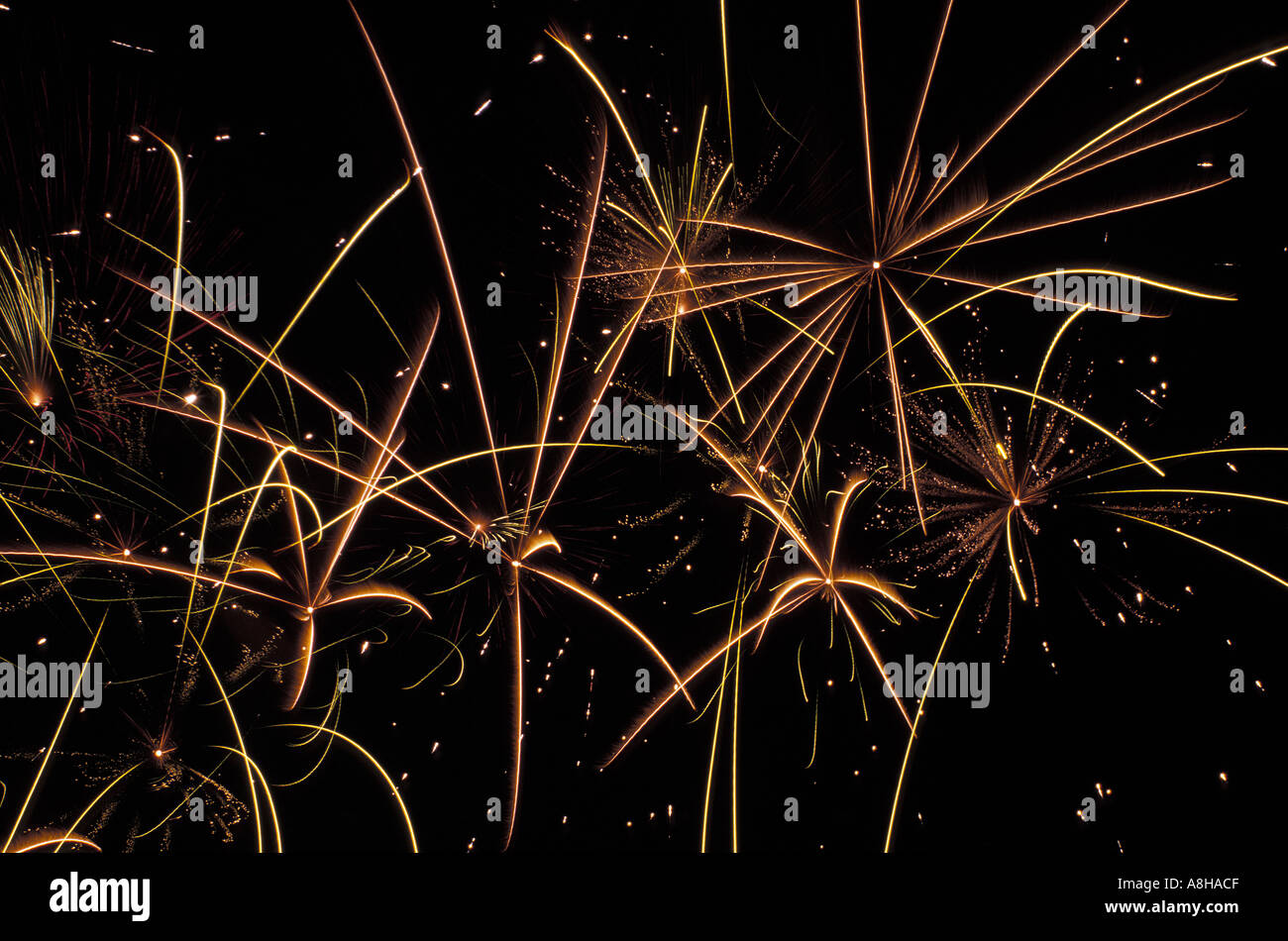Miscellaneous fireworks hi-res stock photography and images - Alamy
