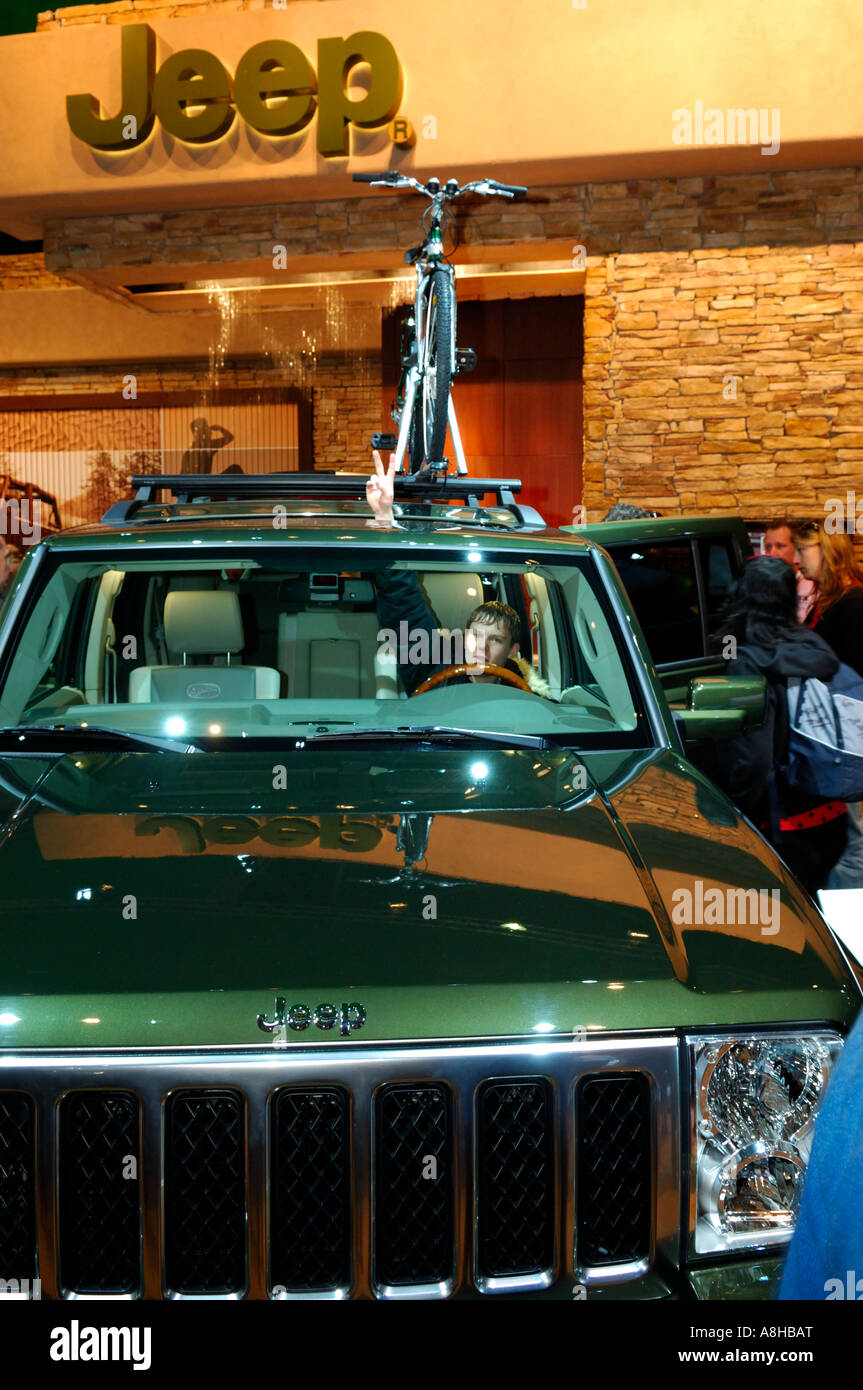 Amsterdam RAI Convention Centre 2007 Auto show Jeep car with little boy ...