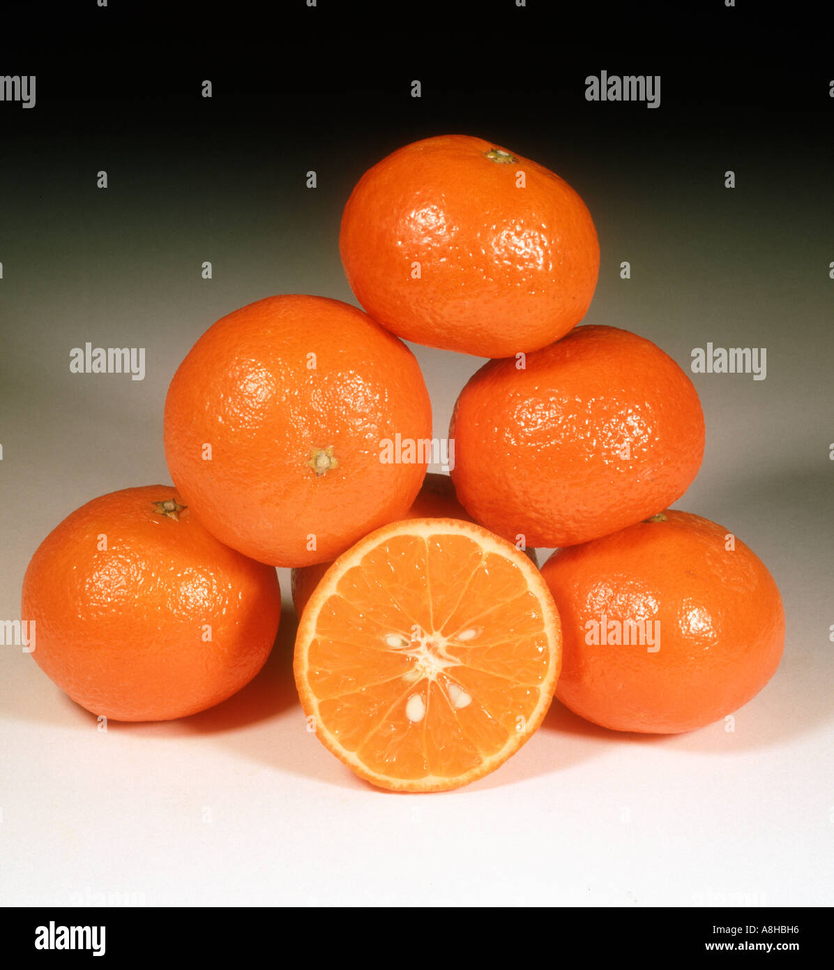 Madarin hi-res stock photography and images - Alamy