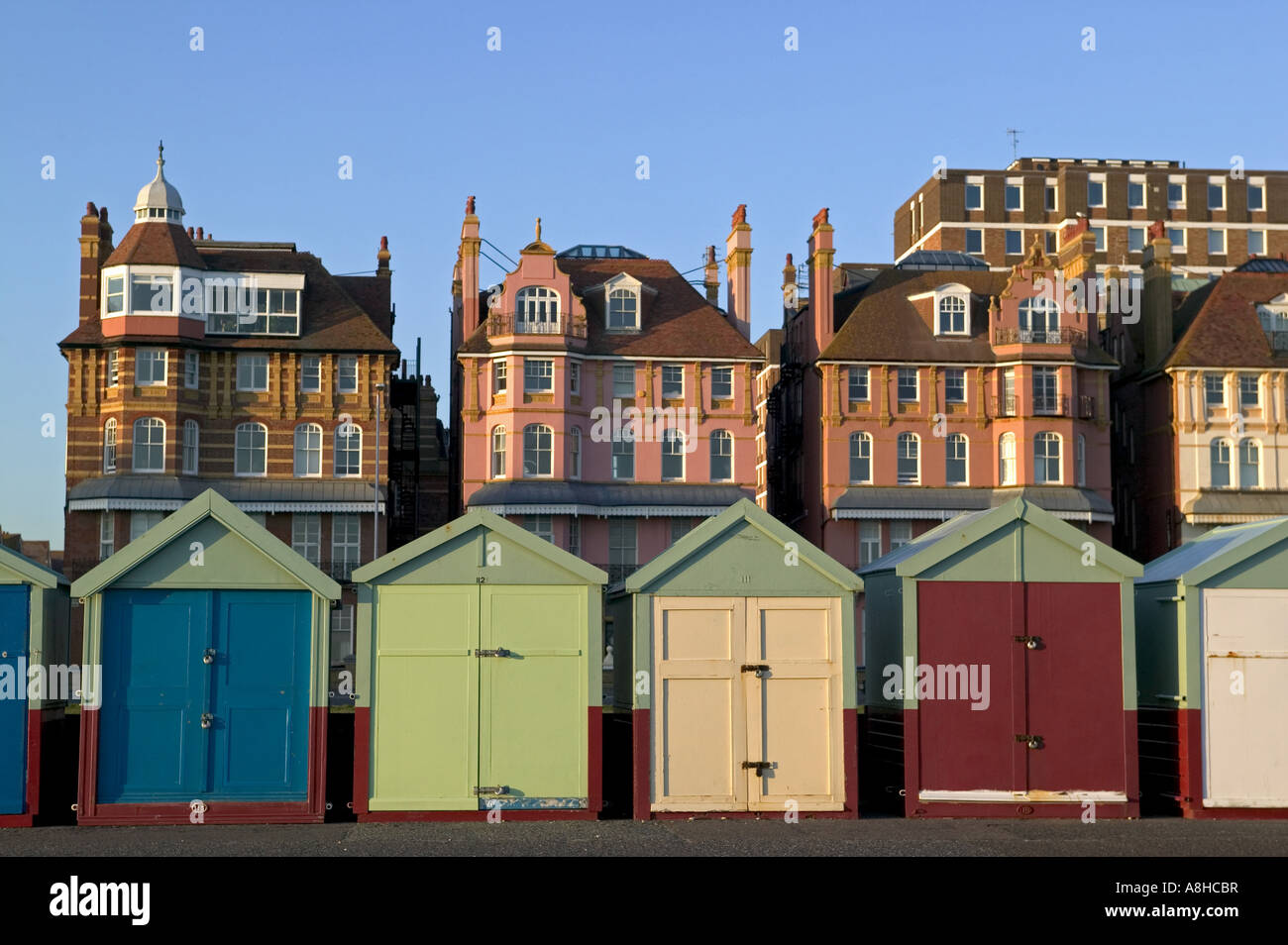 Beach Huts on Brighton Seafront Stock Photo - Alamy