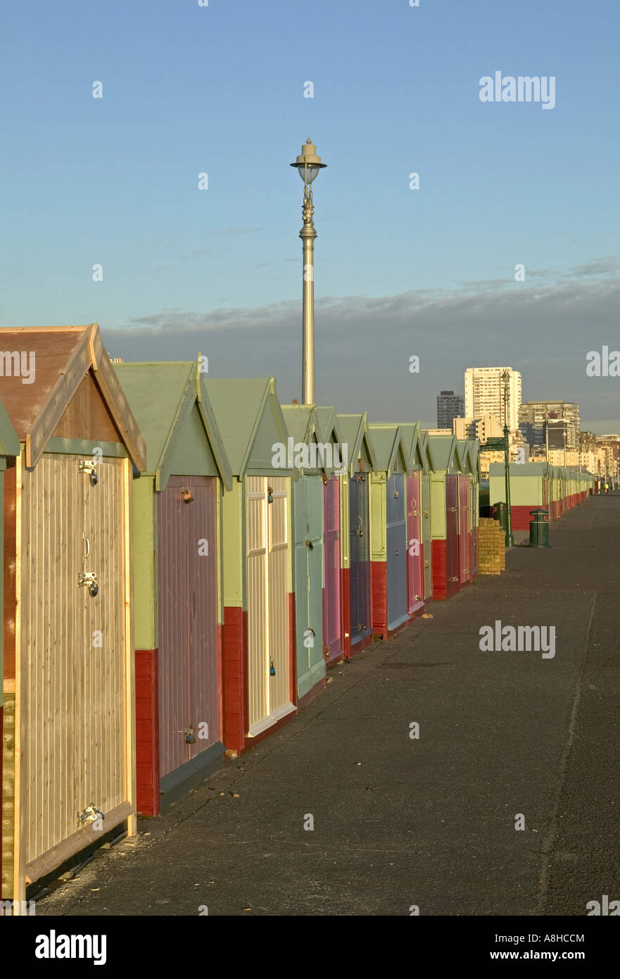 Beach Huts on Brighton Seafront Stock Photo - Alamy