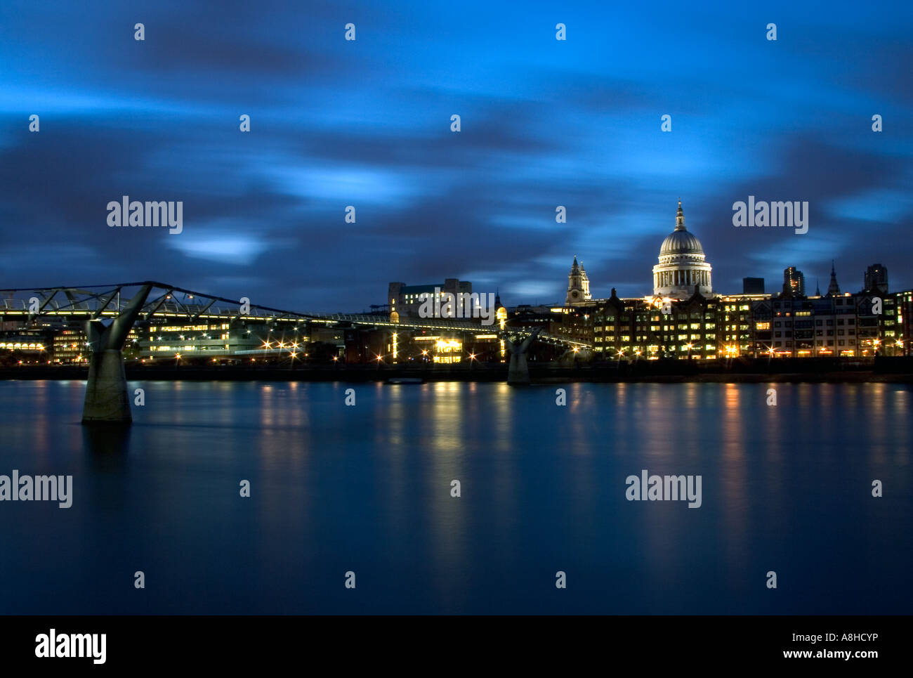 night view of St.Paul Cathedral. London. England Stock Photo - Alamy