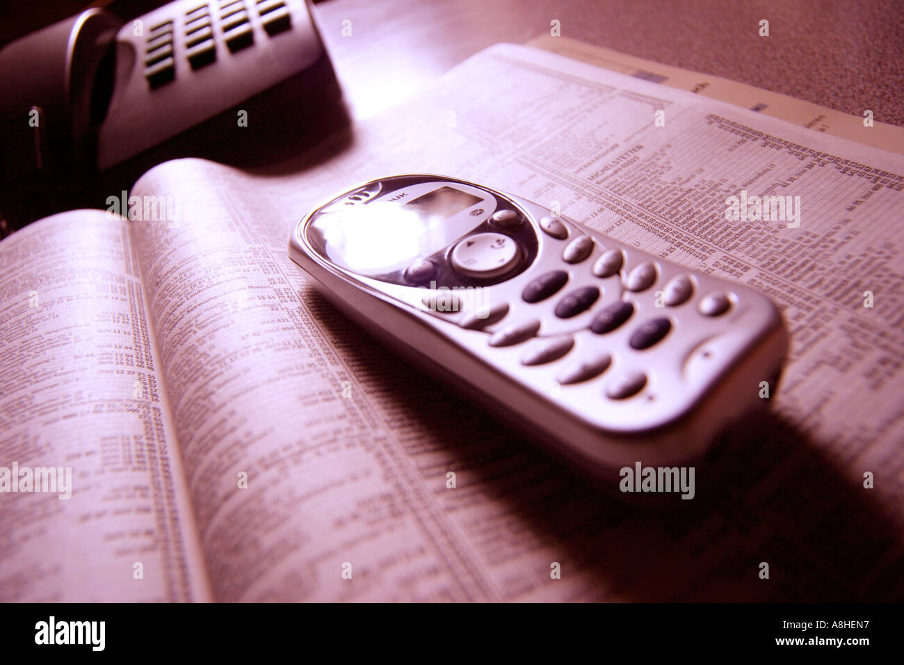 Telefonbuch handy hi-res stock photography and images - Alamy