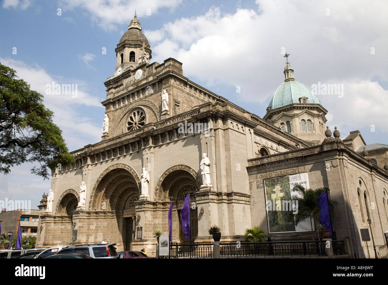 Philippines manila cathedral hi-res stock photography and images - Alamy