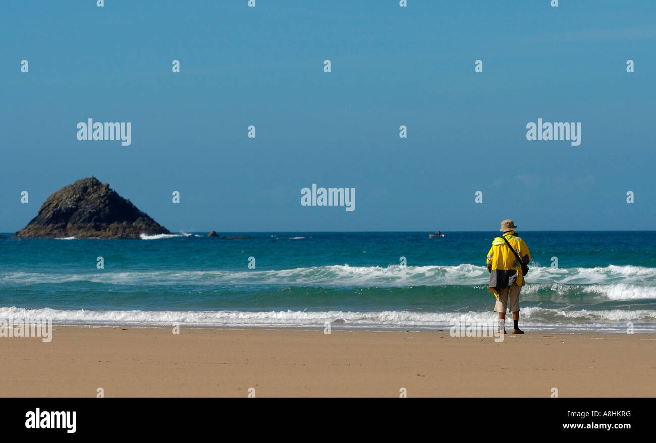 Palue beach hi-res stock photography and images - Alamy