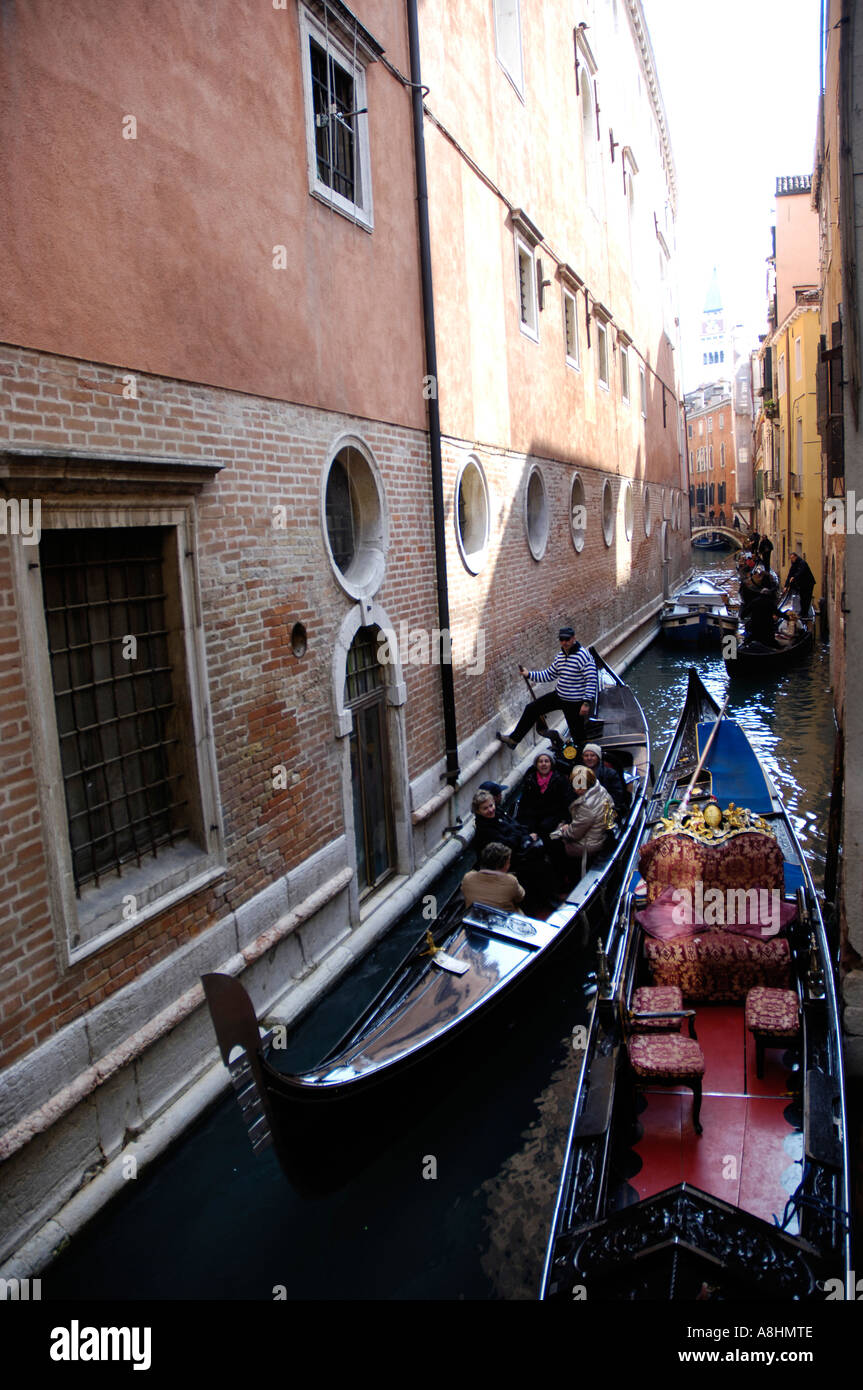 Venice boats middle ages hi-res stock photography and images - Alamy