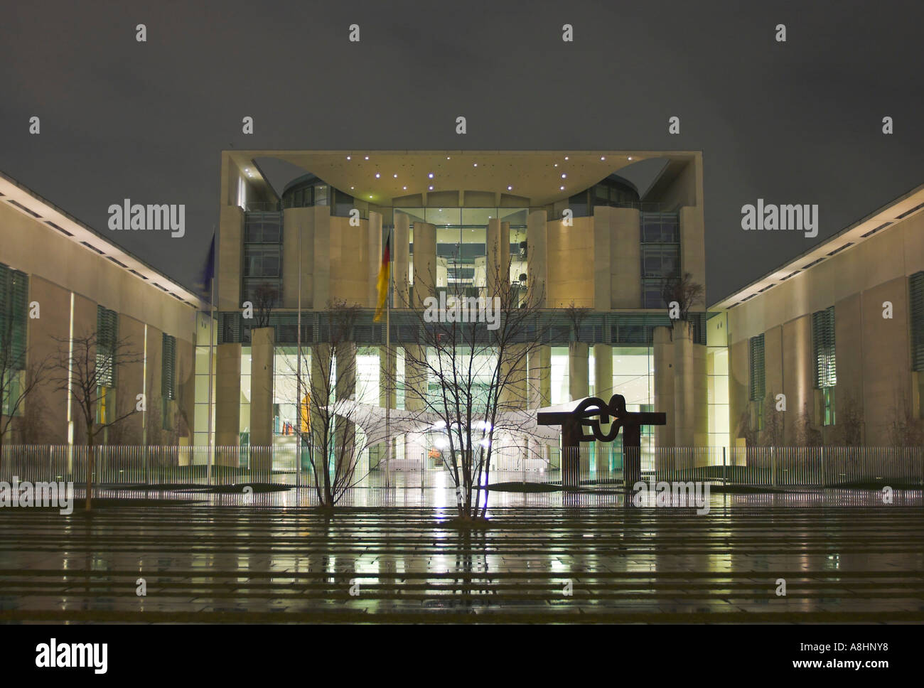 Federal government building hi-res stock photography and images - Alamy