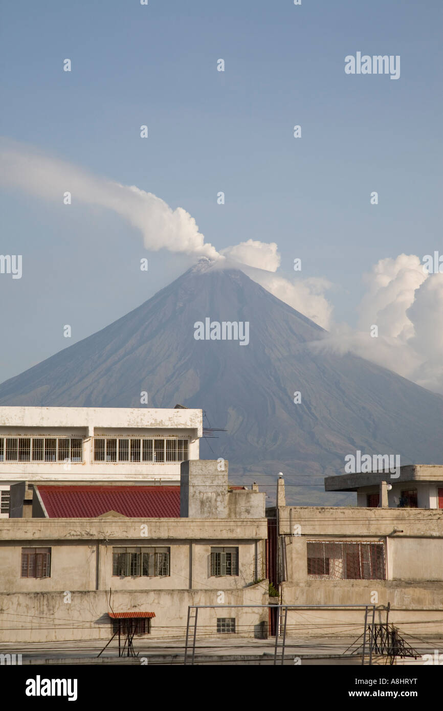 Mount Mayon Volcano, Legaspi, Southern Luzon, Philippines Stock Photo ...
