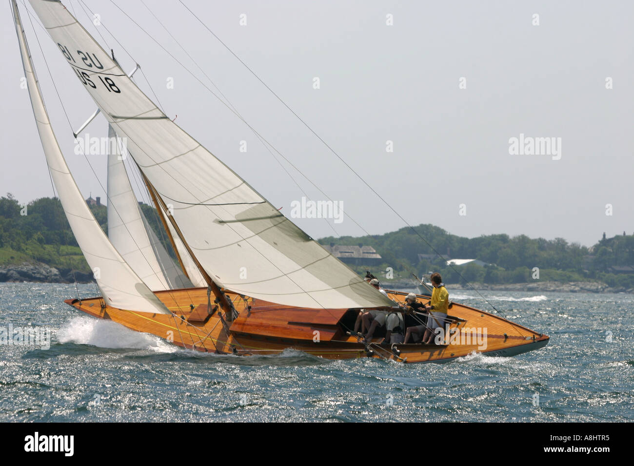 Classic yacht hi-res stock photography and images - Alamy