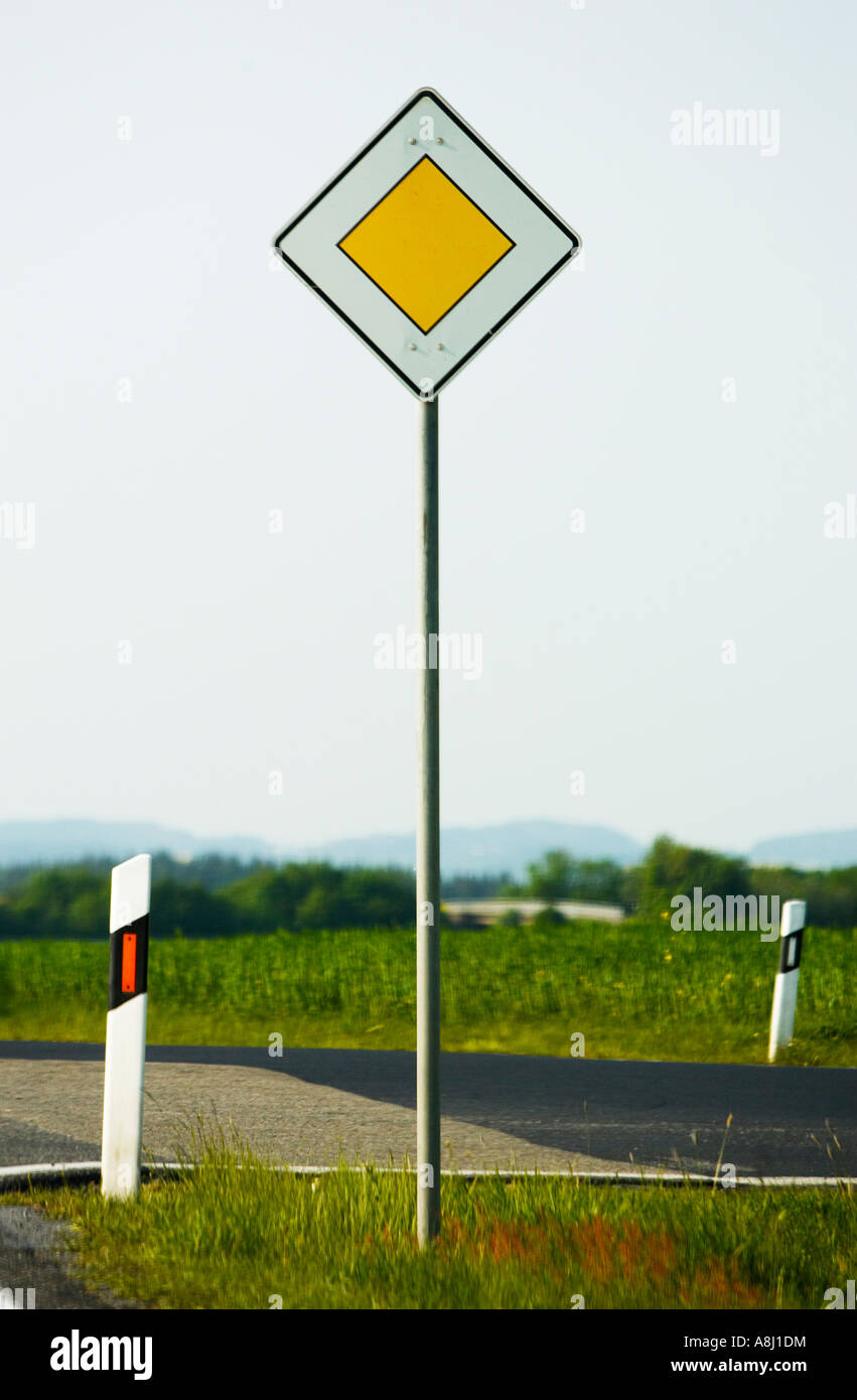 Traffic sign right of way hi-res stock photography and images - Alamy