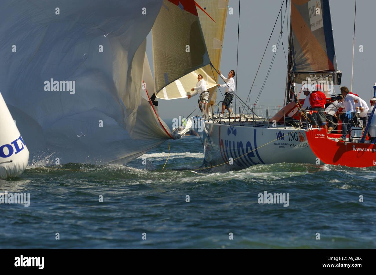 Volvo bleu hi-res stock photography and images - Alamy