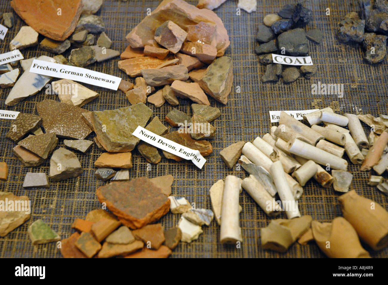 Historic Jamestowne jamestown archaeological dig Stock Photo - Alamy