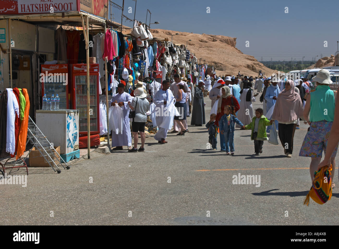 Market Bazaar at the entrance to Queen Hatshepsut's Temple Stock Photo ...