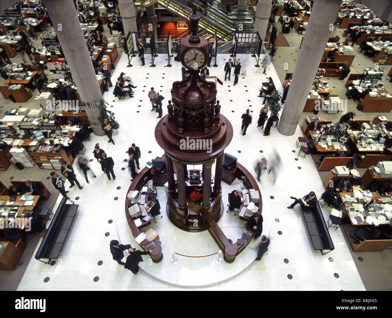 Lloyds building london interior hi-res stock photography and images - Alamy
