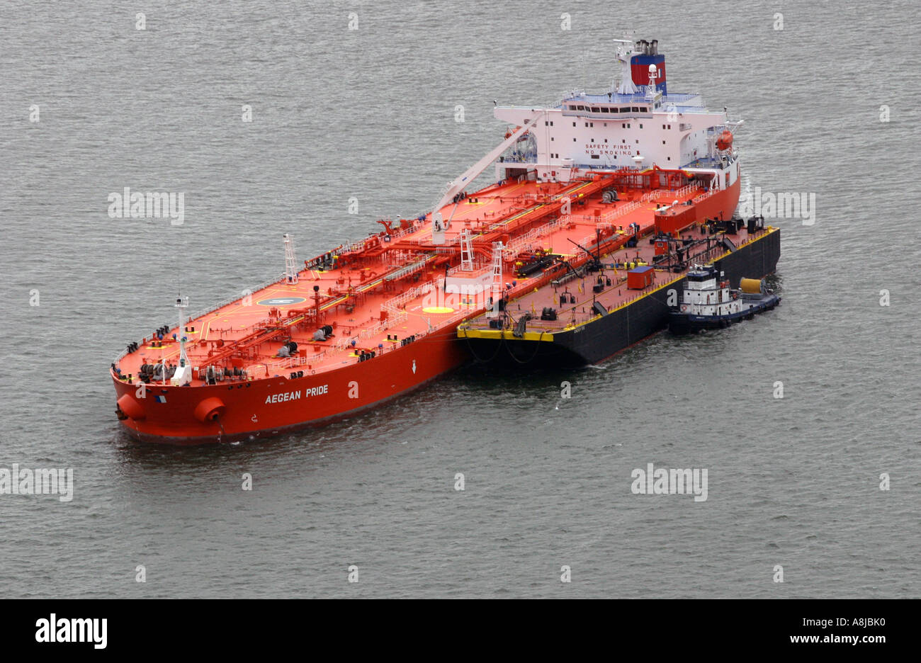 Aerial view of oil tanker ship "Aegean Pride" in New York Harbor Stock ...