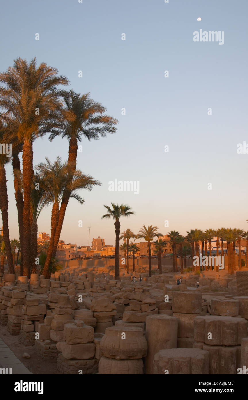 Karnak ancient gods hi-res stock photography and images - Alamy